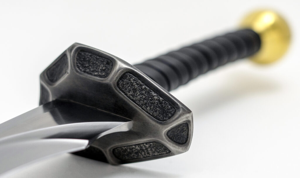 Retro Thieves Scimitar - Raven Armoury