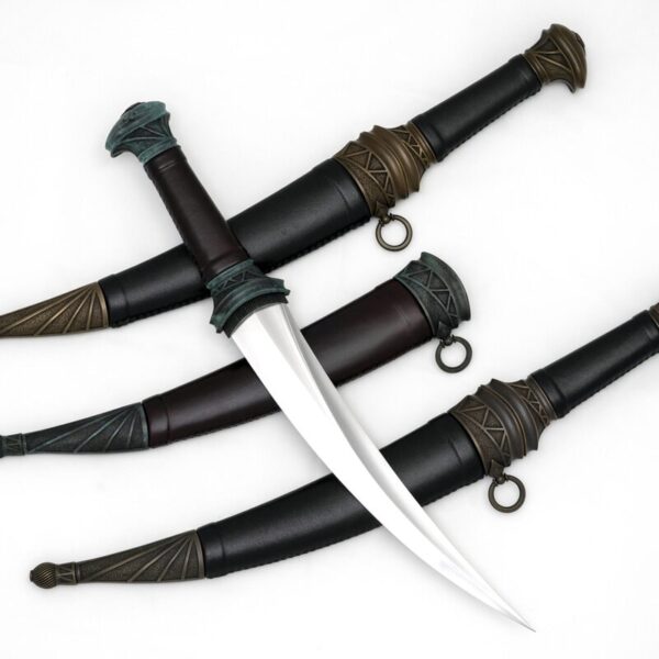 Raven Armoury - Handmade Swords, Knives & Sculpture